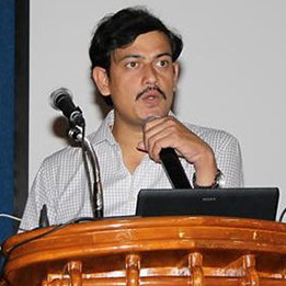 In Conversation: Answering the 3 Ws of Consulting